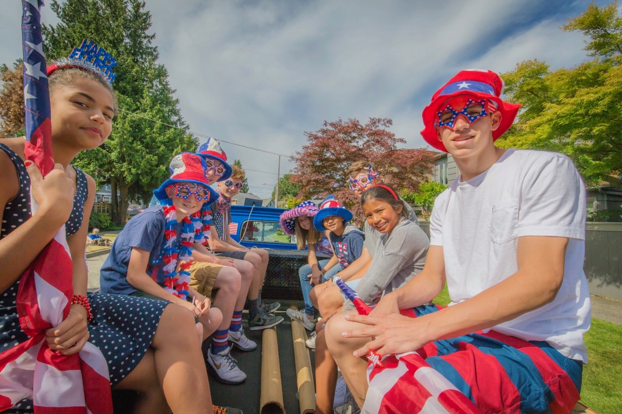 Fourth of July children's parade show's kids spirit, parents patriotism ...